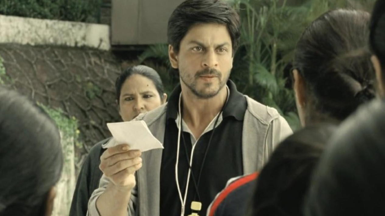 Shah Rukh Khan Sengaja Mengacaukan Dialognya di Film Chak De! India ... Shah Rukh Khan Sengaja Mengacaukan Dialognya di Film Chak De! India ...