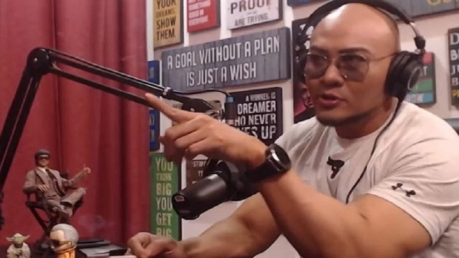 Deddy Corbuzier Bersitegang Dengan Dokter Soal Corona Deddy Corbuzier Bersitegang Dengan Dokter Soal Corona