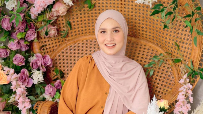 5 Jenis Dress untuk Bukber ala Selebgram Dwi Handayani, Bisa Jadi ...