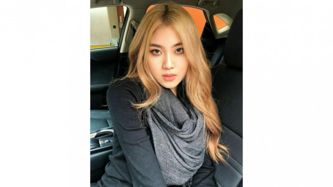 8 Potret Allissa Shin, Selebgram Dihujat Karena Mirip Rose Blackpink ...