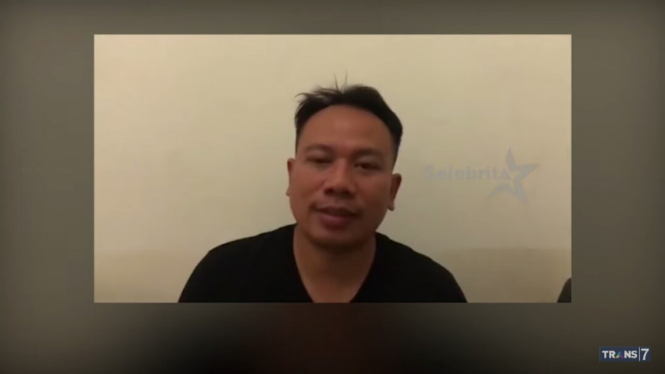 Pesan Haru Vicky Prasetyo dari Dalam Penjara Pesan Haru Vicky Prasetyo dari Dalam Penjara
