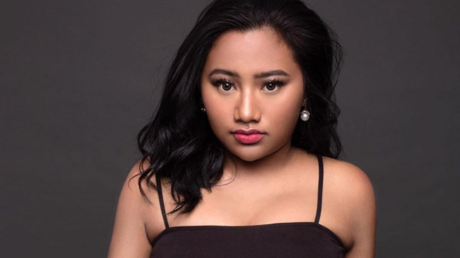 Potret Baru Maria Simorangkir Sulit Dikenali, Dulu Polos Kini Badass ...