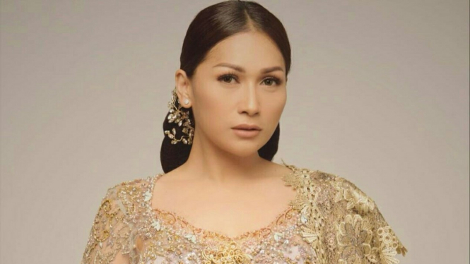 3 Selebriti Ini Pernah Berseteru Hingga Adu Mulut Sama Nikita Mirzani ... 3 Selebriti Ini Pernah Berseteru Hingga Adu Mulut Sama Nikita Mirzani ...