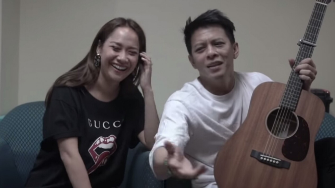 'Semangati Aku' Bunga Citra Lestari Ungkap Alasan Gandeng Ariel NOAH 'Semangati Aku' Bunga Citra Lestari Ungkap Alasan Gandeng Ariel NOAH