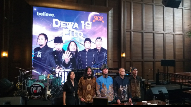 Gaet Ello Sebagai Vokalis Dewa 19, 'Juliette' Jadi Karya Terbaru Gaet Ello Sebagai Vokalis Dewa 19, 'Juliette' Jadi Karya Terbaru