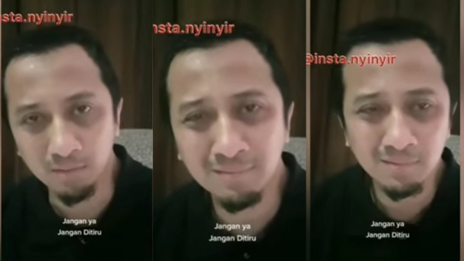 Geger! Tangisan Ustaz Yusuf Mansur, Blak-blakan Minta Jangan Ditiru Geger! Tangisan Ustaz Yusuf Mansur, Blak-blakan Minta Jangan Ditiru