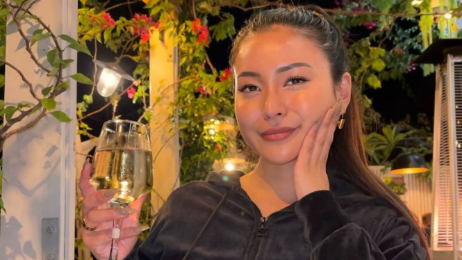 8 Potret Seksi Rae Lil Black, Bintang Porno Amerika Keturunan Jepang | Halaman 2