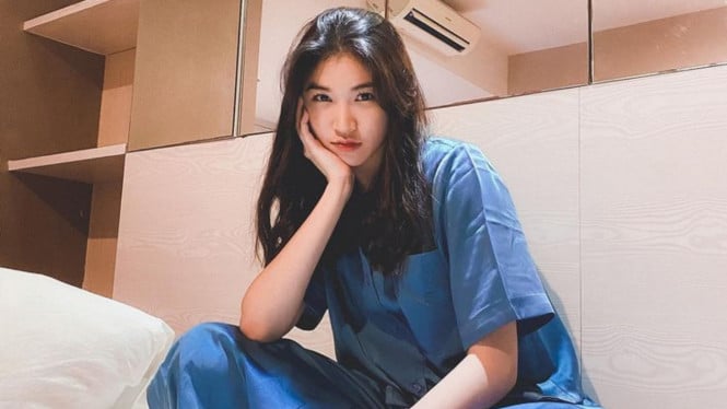 Shani Indira Natio Diduga Galau Gara-gara Ini, Fans Cari Sosok Pria