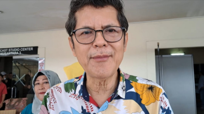 Ramai Isu Perselingkuhan Artis, Begini Tanggapan Dokter Boyke Ramai Isu Perselingkuhan Artis, Begini Tanggapan Dokter Boyke