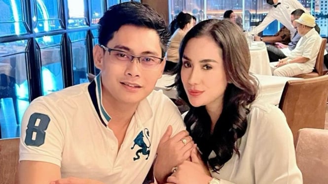 BREAKING: Shinta Bachir Resmi Gugat Cerai Suami BREAKING: Shinta Bachir Resmi Gugat Cerai Suami