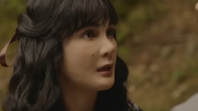 Potret Luna Maya Jadi Suzanna Di Film Suzanna Malam Jumat Kliwon Hot Sex Picture