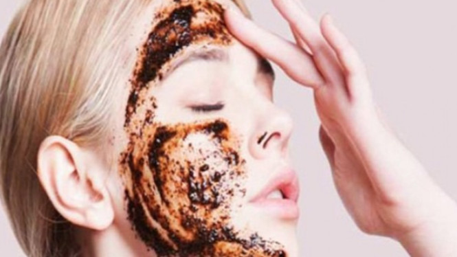 5 Cara Membuat Masker Kopi Dicampur Gula Hingga Susu