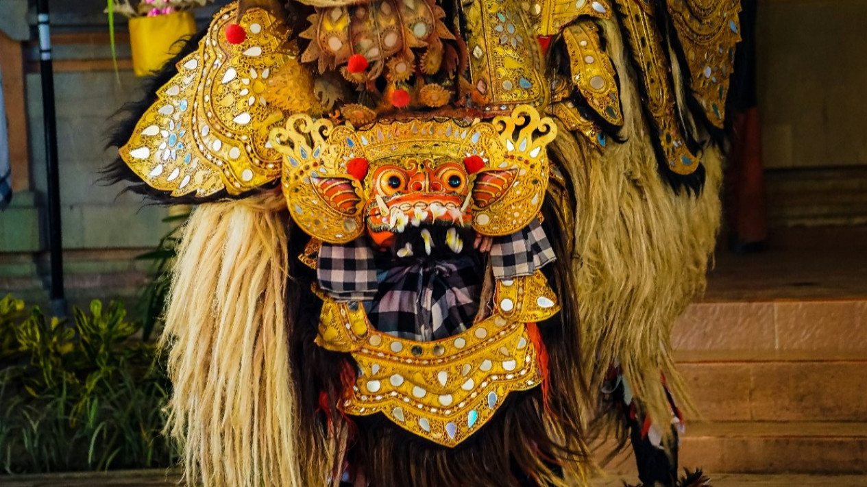 Foto Pesona Tradisi Unik Bali dengan Warisan Adat Penuh Makna dan ...