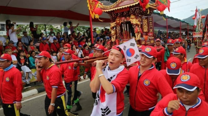 Festival Cap Go Meh Singkawang! Ledakan Budaya yang Menyatukan Tionghoa ...