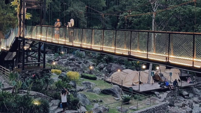 Jolotundo Glamping & Edu Park, Wisata Alam Keluarga di Lereng Gunung Wilis