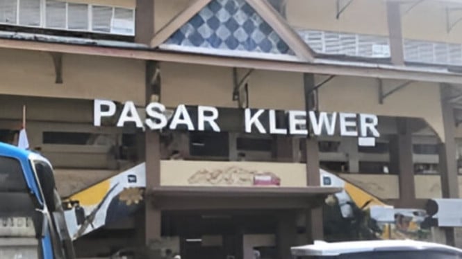 Pasar Klewer Solo, Tempat Belanja Batik dan Wisata Kuliner Paling ...