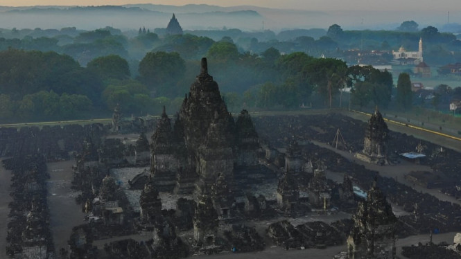 Eksplorasi Candi Sewu Yogyakarta, Destinasi Wisata Sejarah yang Wajib ...