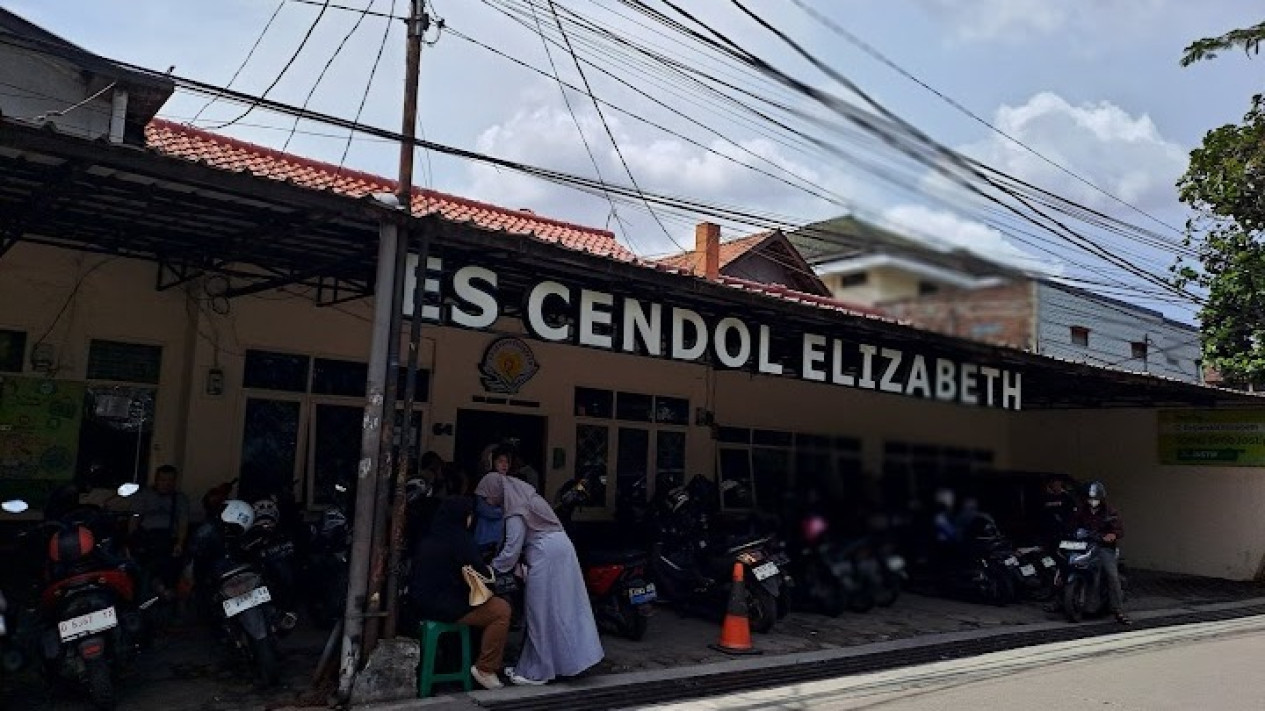 Foto Cendol Elizabeth Legenda Kuliner di Bandung Sejak 1972
