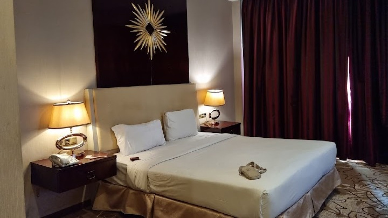 Foto Mewah Tapi Terjangkau: Sutan Raja Hotel di Bandung, Surga ...