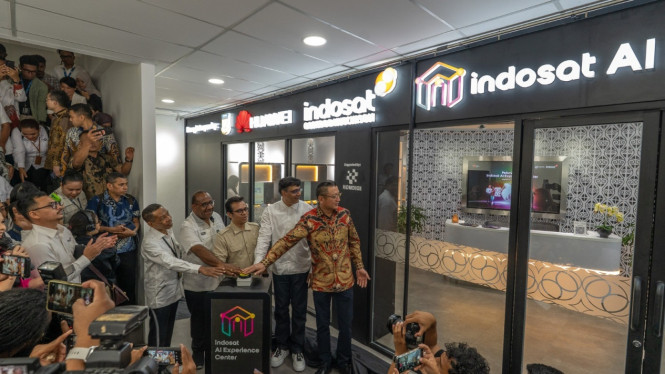 Indosat Resmikan AI Experience Center Pertama di Jayapura, Buka Akses Digital dan Pendidikan ...
