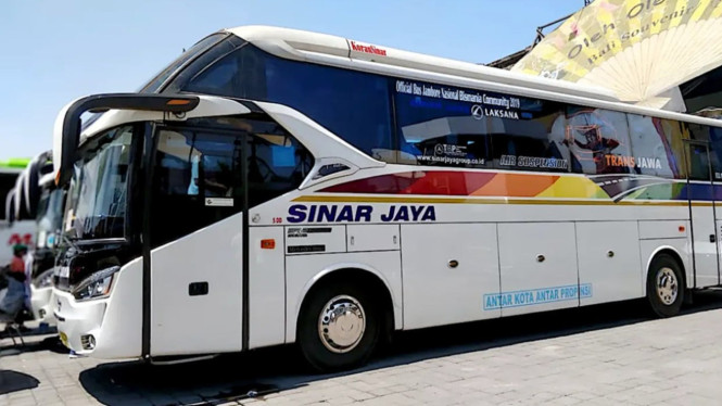 Daftar Harga Tiket Bus Sinar Jaya November 2025, Rute Jakarta ke Jawa ...
