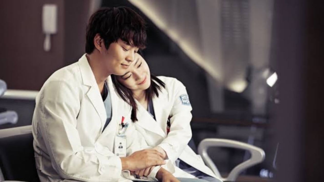 Foto Intip Dunia Medis Penuh Drama! Ini 5 Drakor yang Bikin Kamu Terpukau dengan Kisah Dokter ...