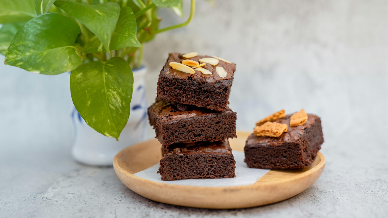 Foto Resep dan Cara Membuat Brownies Cokelat Lumer yang Lezat