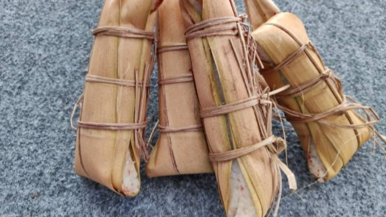 Foto Resep Leupeut Tradisional, Camilan Ketan Khas Sunda yang Mengenyangkan