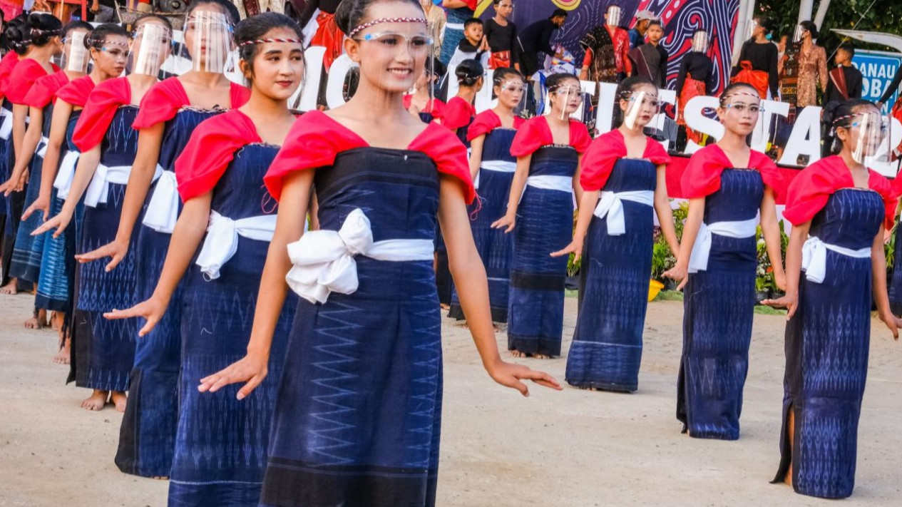 Foto Tari Tor-Tor, Tarian Tradisional Batak yang Penuh Makna dan Pesona ...