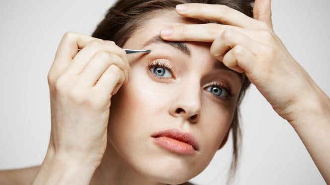 Wanita Wajib Tahu! Ini Fungsi Alis dan Bahaya Cukur Alis Sembarangan