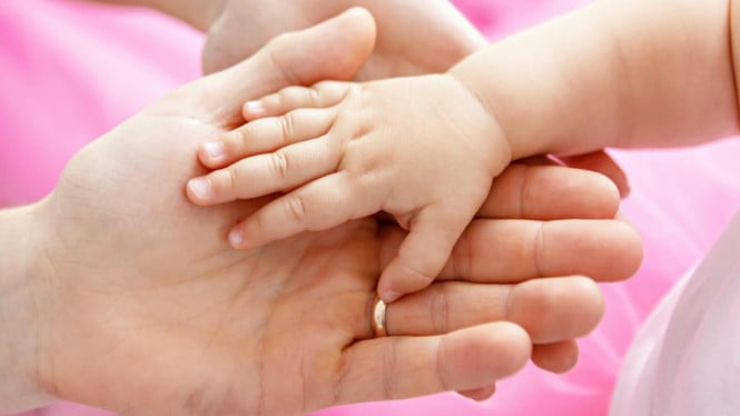 5 Tips Memotong Kuku Bayi Agar Si Kecil Tetap Nyaman