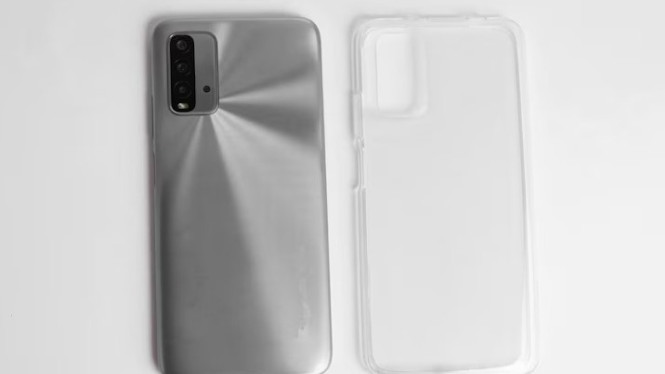 Casing HP Kotor Bikin Ilfeel? Ini Cara Simpel Biar Kinclong Lagi!