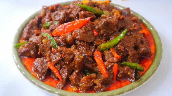 Sensasi Pedas Menggila! Resep Oseng Mercon Daging Sapi Enak dan Mudah