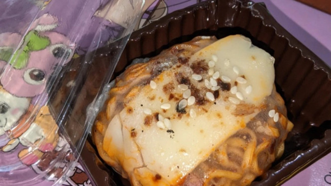 Kreasi Samyang Roll Pedas & Keju ala Cafe Rumahan