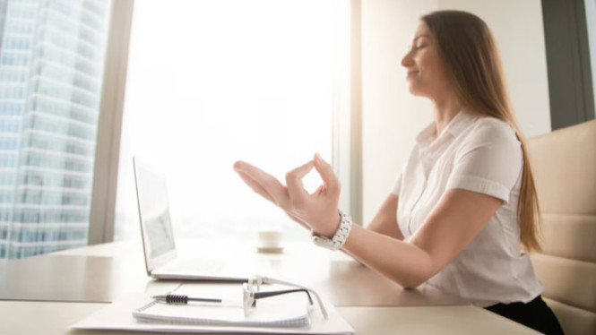 5 Praktik Sederhana Mindfulness di Tempat Kerja