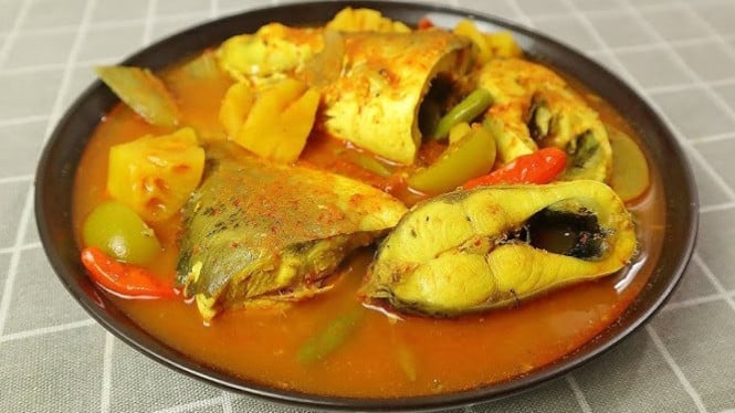Segar, Pedas, dan Asemnya Bikin Nagih! Resep Pindang Ikan Bandeng Nanas ...