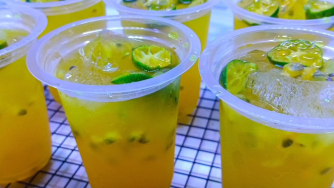 Resep Es Markisa yang Bisa Kamu Buat Sendiri di Rumah