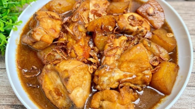 Resep Semur Ayam Rumahan yang Empuk dan Kaya Rempah, Cocok Untuk Menu Harian