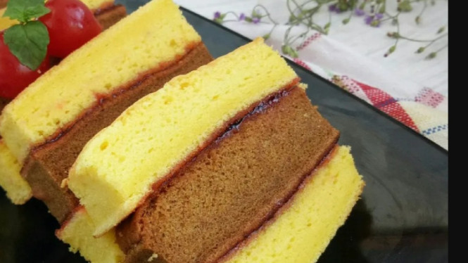 Lapis Surabaya Lembut Manis, Bikin Lidah Ketagihan!
