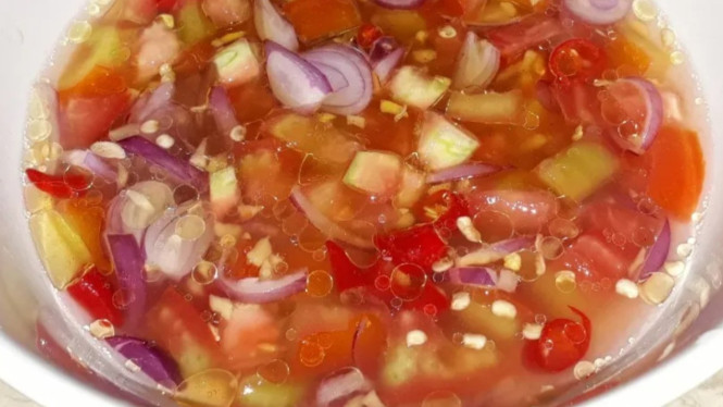 Sambal Dabu-Dabu Khas Manado, Sensasi Segar Pedas Bikin Merem Melek