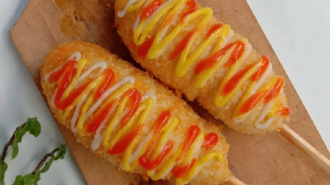 Corn Dog Tahu Mozzarella, Camilan Lokal Rasa Internasional!
