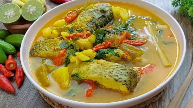 Resep Gurami Kuah Kuning Sederhana dan Enak