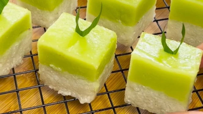 Resep Talam Pandan Lembut Ala Chef Fani, Dessert Aroma Pandan yang ...