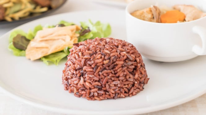 2 Resep Menu Beras Merah Paling Mudah dan Enak untuk Masakan Rumahan