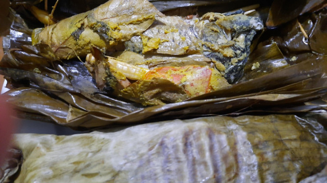 Resep Pepes Ikan Mas Khas Sunda, Hidangan Sehat Tanpa Minyak yang Kaya ...