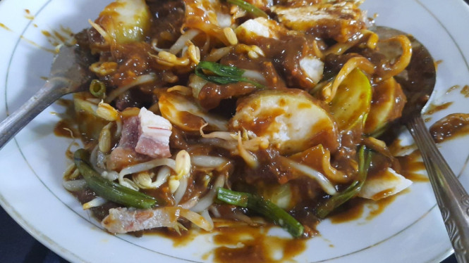 Resep Rujak Cingur Khas Jawa Timur, Salad Eksotis yang Menggugah Selera