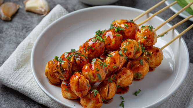 Resep Pentol Bakar Saus Madu, Gurih Manis dan Smokey