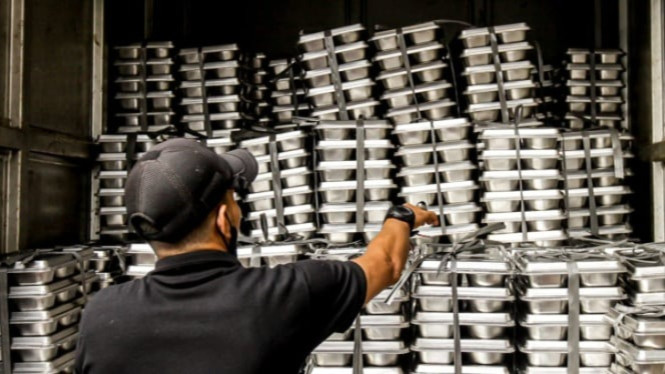 Prabowo Wajibkan Dapur MBG Punya Test Kit untuk Cegah Keracunan