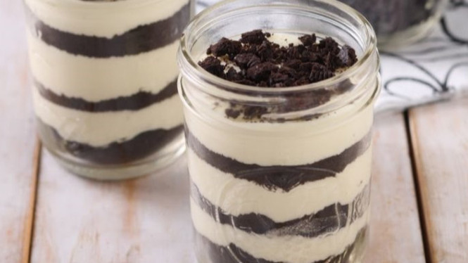 3 Langkah Mudah Membuat Oreo Melted Cheese Cake ala Kafe