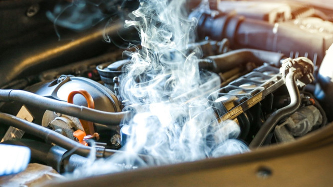 Tanda-Tanda Air Radiator Mobil Habis yang Harus Kamu Waspadai, Jangan ...
